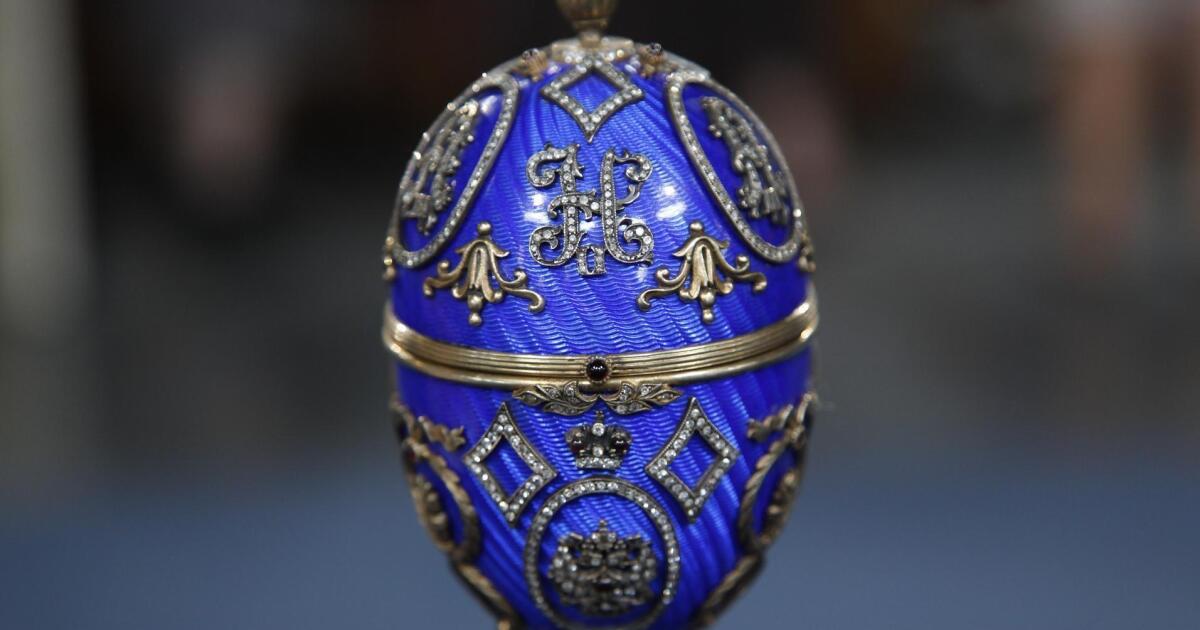 Preview: 20th-C. Fake Faberge Enamel Egg
