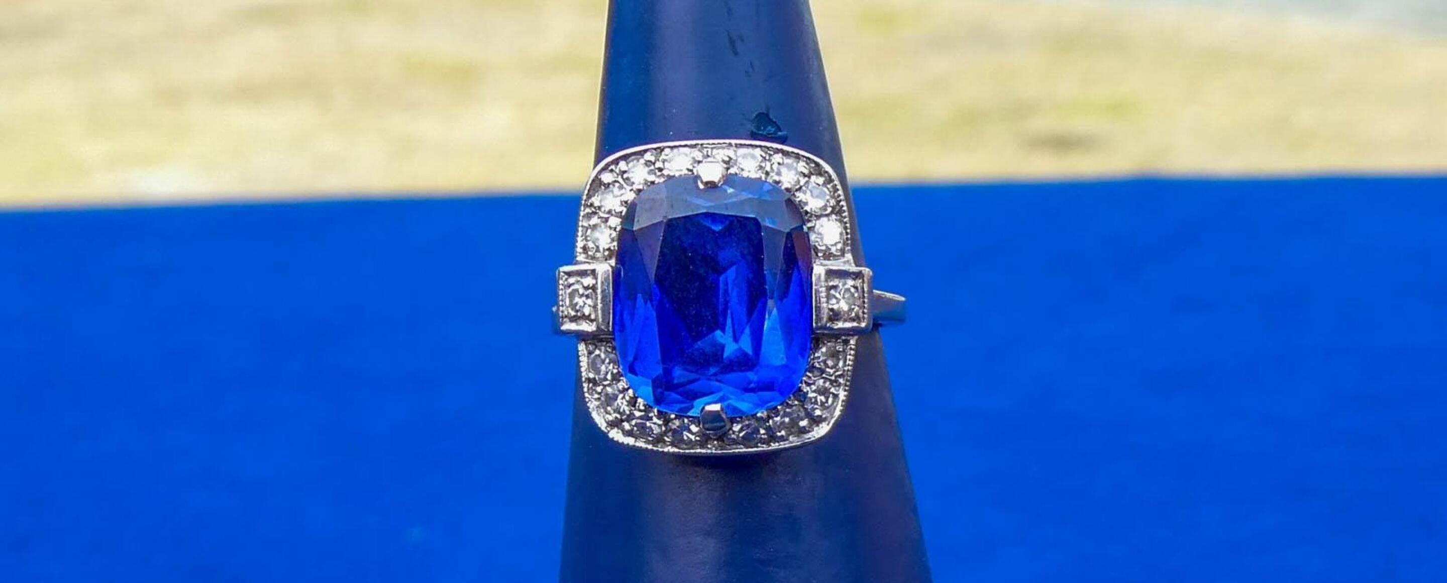Appraisal: Sapphire & Diamond Ring, ca. 1940