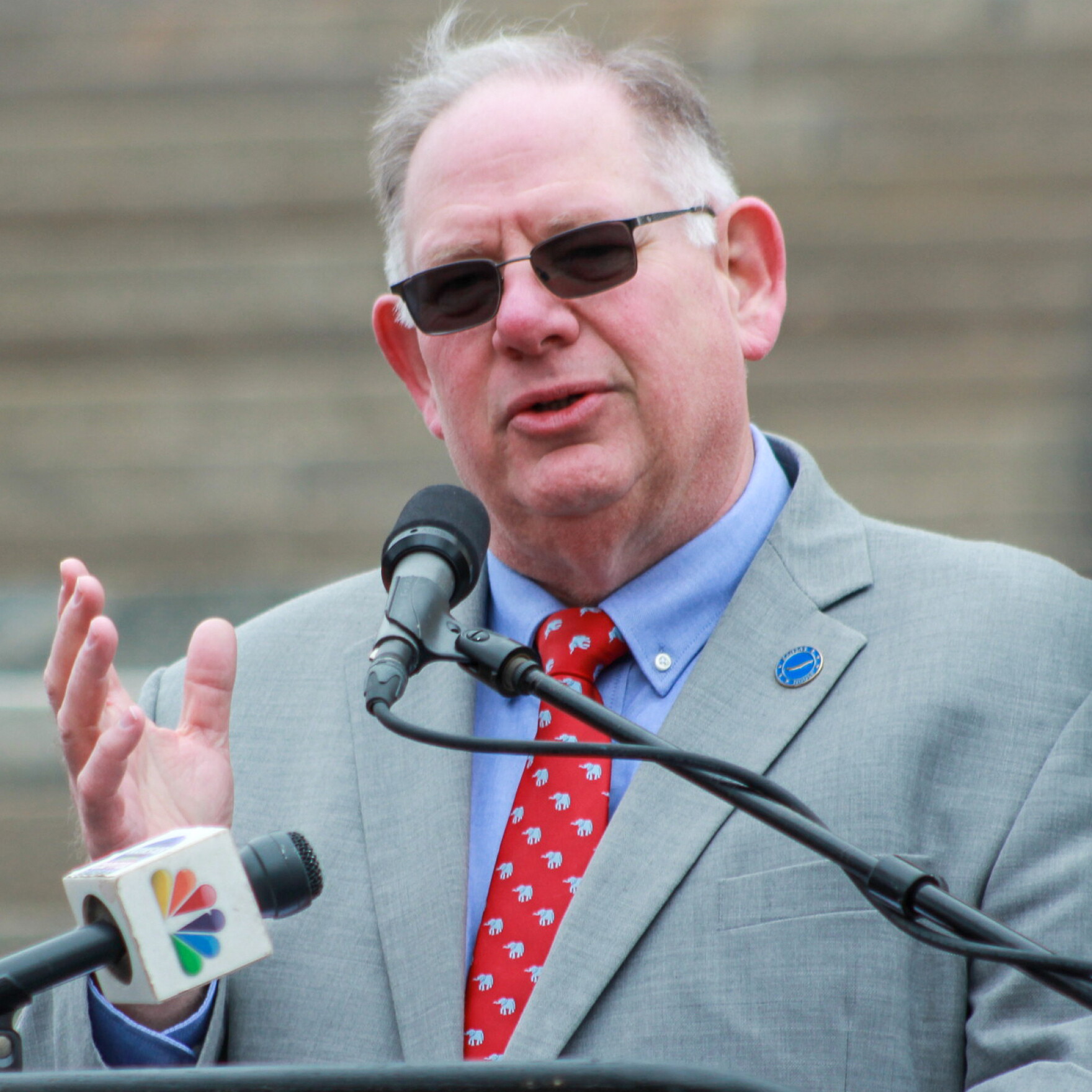 Why haven't Kansas and Alabama — among other holdouts — expanded access ...
